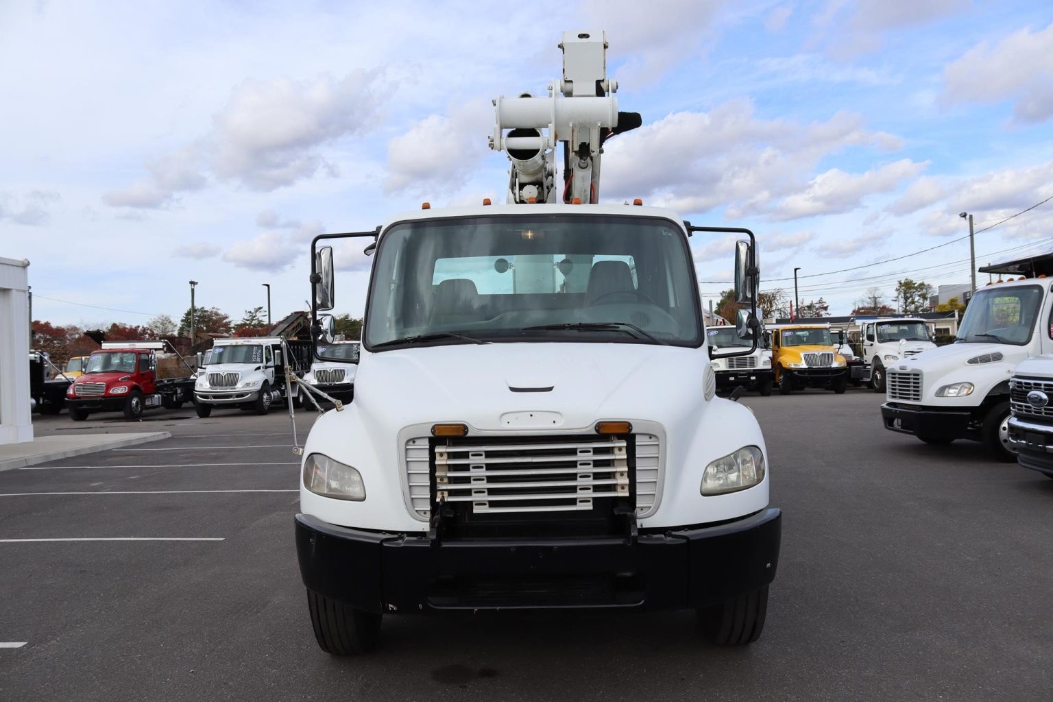 2007 ALTEC TA40 - Cassone Truck Sales